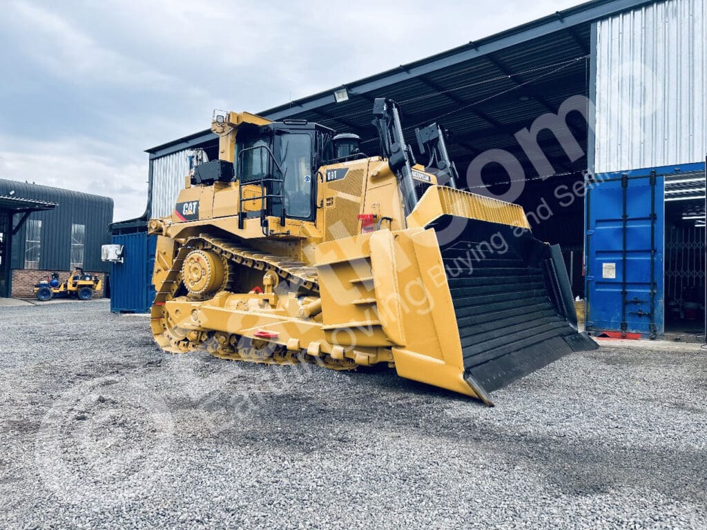 2013 CAT D9T DOZER (AV897) | EarthComp